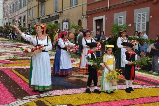 Os momentos de beleza - a festa das cores de Infidental 10493_5