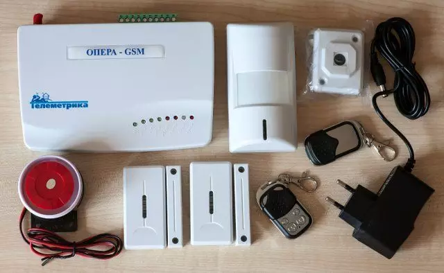 Opera-GSM-utrustning