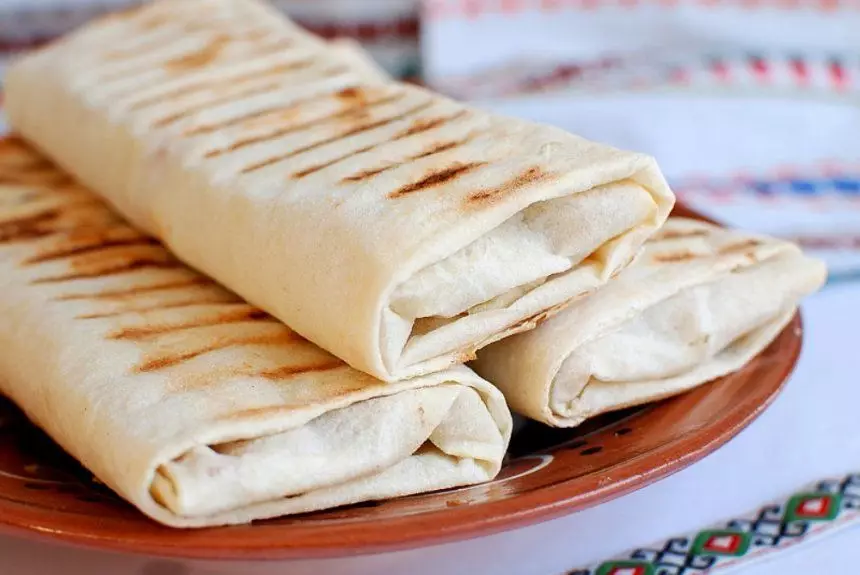 Buste di lavash croccanti con ripieno succoso