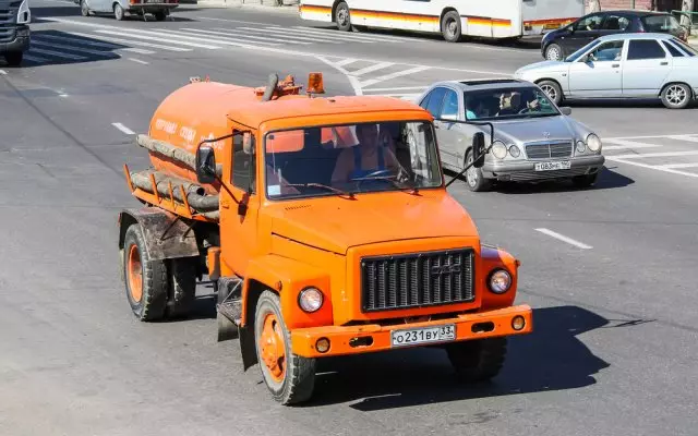 Voiture de l'Asshenizator