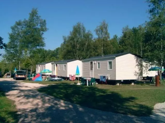 Leirintäalue Mobile Homes