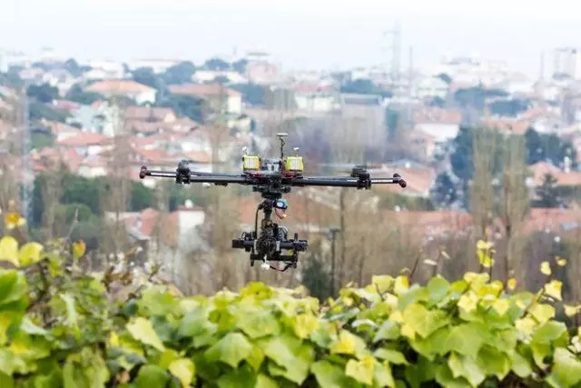 Drones - βοηθοί αγροτών και ιδιοκτητών γης