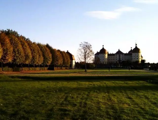 Autumn sa Castle.