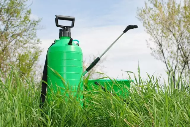 Sprayer untuk rumput