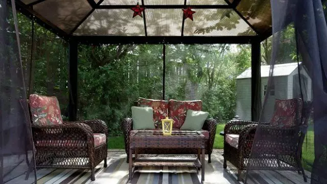 Beautiful and simple garden gazebos 1415_3