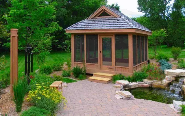 Beautiful and simple garden gazebos 1415_33