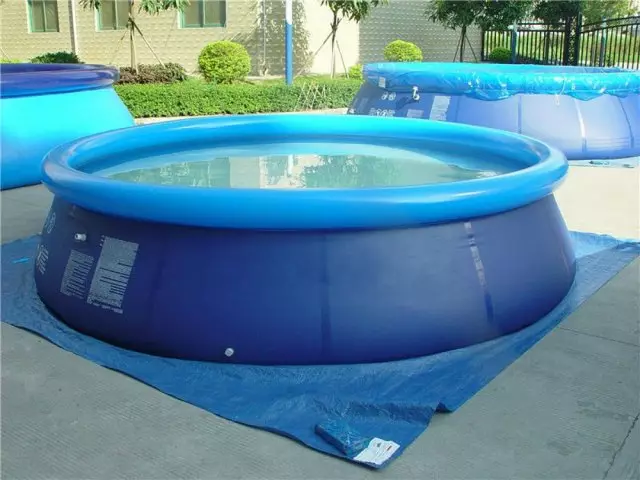 Which pool to install in the country? 1432_3