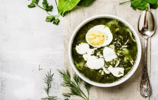 Klassisk reseptbelagte suppe med sorrel