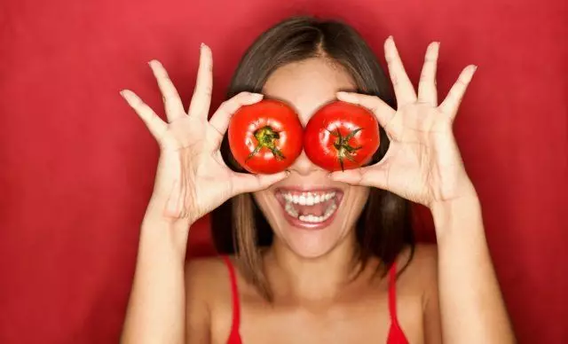10 enfòmasyon enteresan sou tomat. Ou pa gen menm sispèk sou plizyè fason! 2760_8