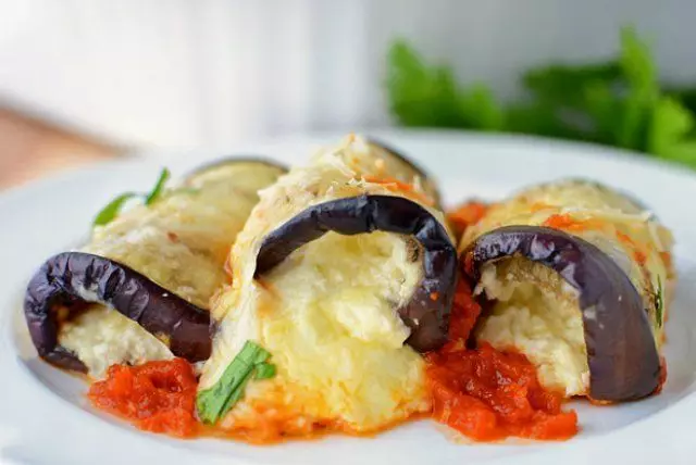 10 simple recipes - how delicious cook eggplants (photo) 2921_7