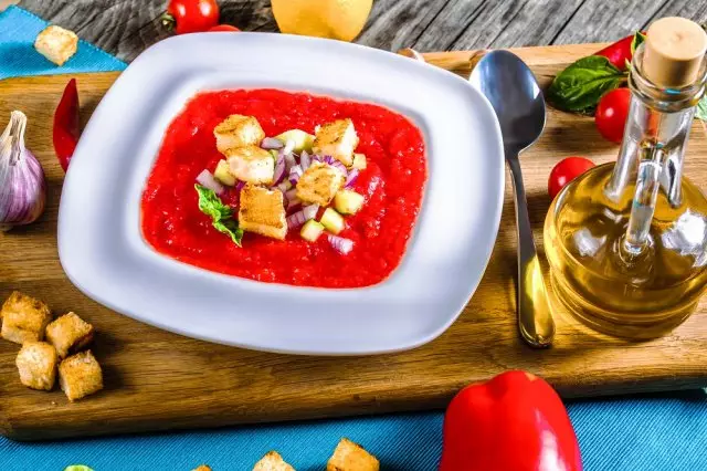 Gaspacho frèt tomat soup resèt