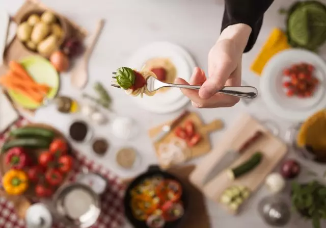 Mangia più lentamente