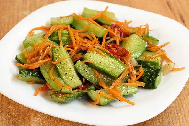 سبزیجات در بهترین دستور العمل های کره ای