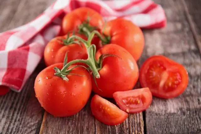 Cosa parla il colore dei pomodori del loro gusto? 4719_1