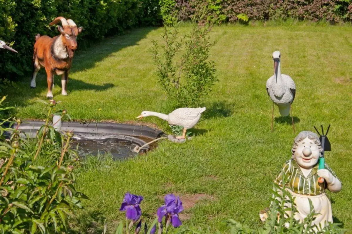 Chiffres de jardin lumineux: transformer un terrain dans un monde fabuleux 5246_58