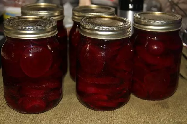 Marinated Beets for the Winter - Recipes with sterilization and bê 5417_11