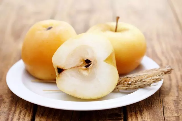 געשמאַק roin apples אין שטוב - פּשוט רעסאַפּיז פֿאַר יעדער 6372_7