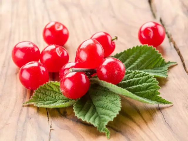 Akanzwa Cherry Batsira uye Kukuvadza