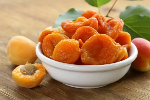 Uga nga apricots