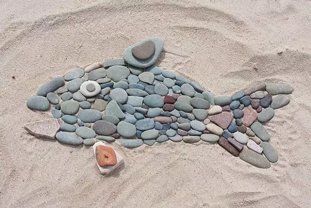 Fish Land Art.