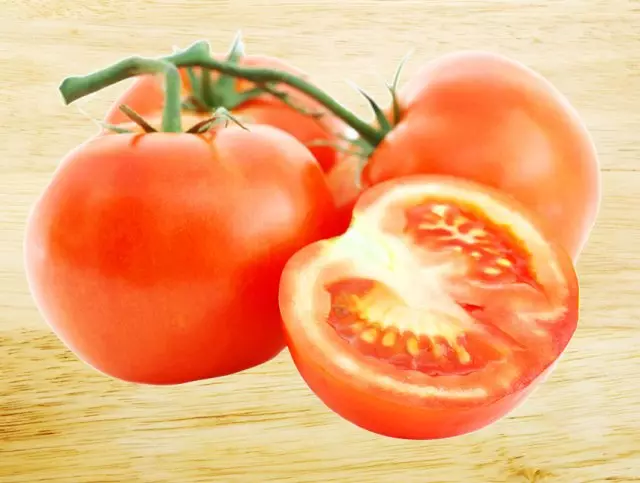 Tomato dengan coretan