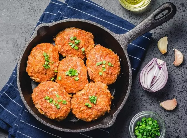 গাজর cutlets.