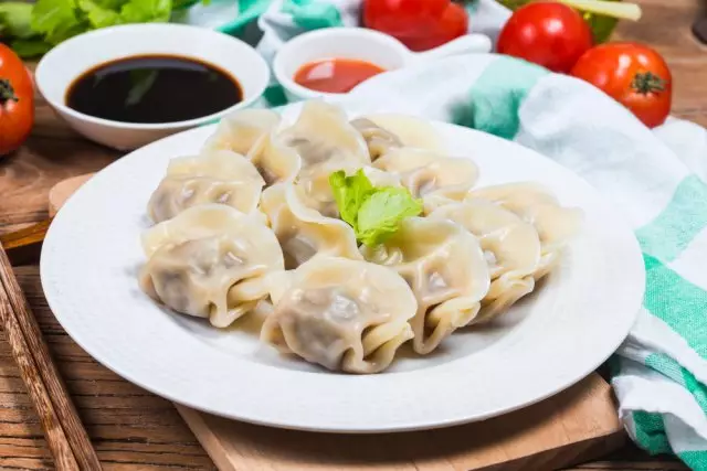 چگونه می توان جایگزین سس مایونز در dumplings