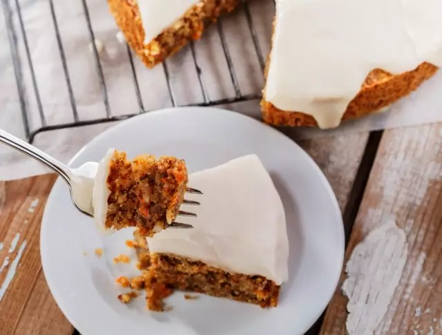 Carrot cake, homemade dishes + in the oven, simple second dishes + in the oven, recipe