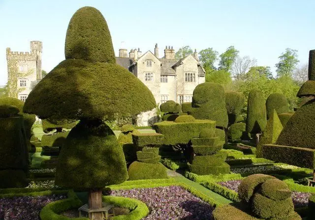 Levance Hall - nejkrásnější topiary zahrada Anglie 8002_7