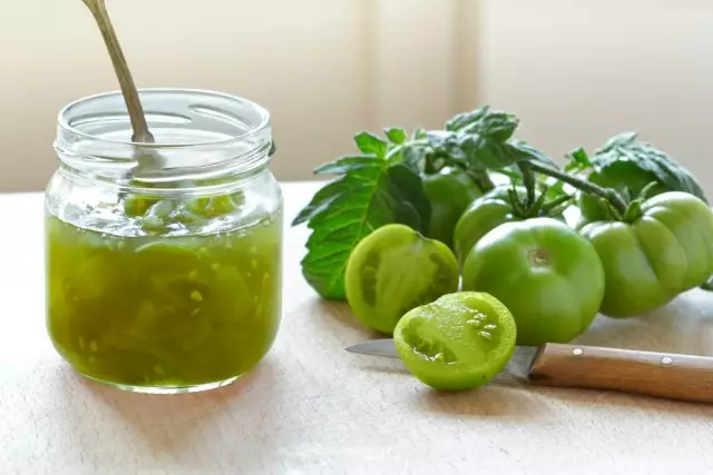 Grønne tomatretter.