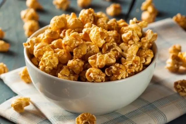 মাইক্রোওয়েভ Popcorn.